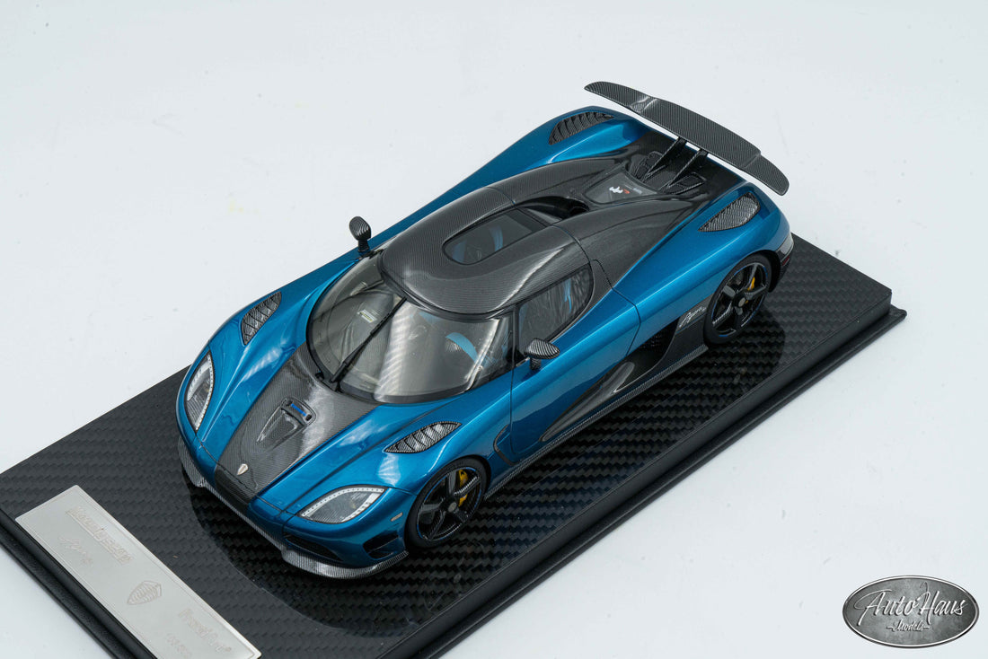 1/18 Frontiart Koenigsegg Agera HH Blue on Carbon base – AutoHaus Models