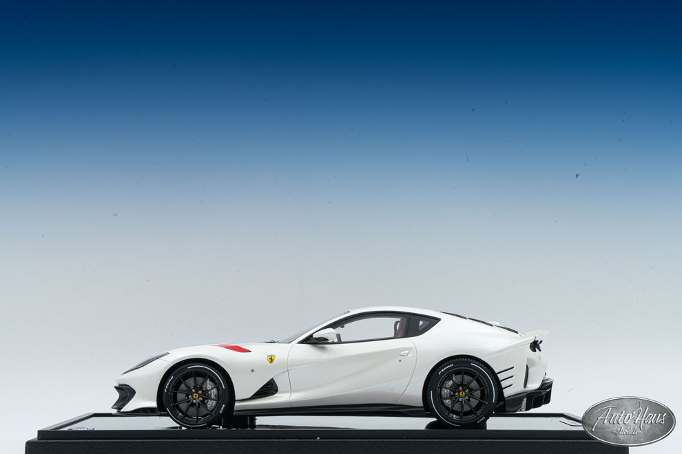 1/18 BBR Ferrari 812 Competizione Gloss White – AutoHaus Models